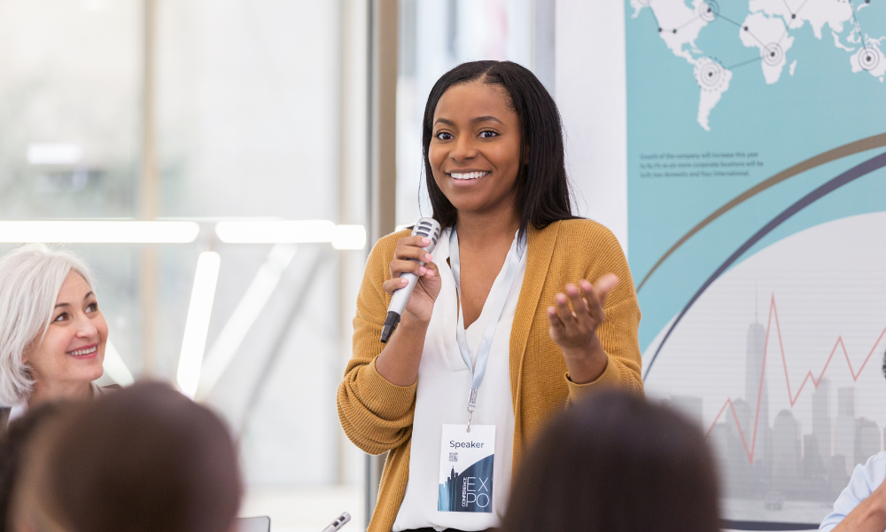 Mastering the Art of Crafting Your Speaker Bio [with Examples]